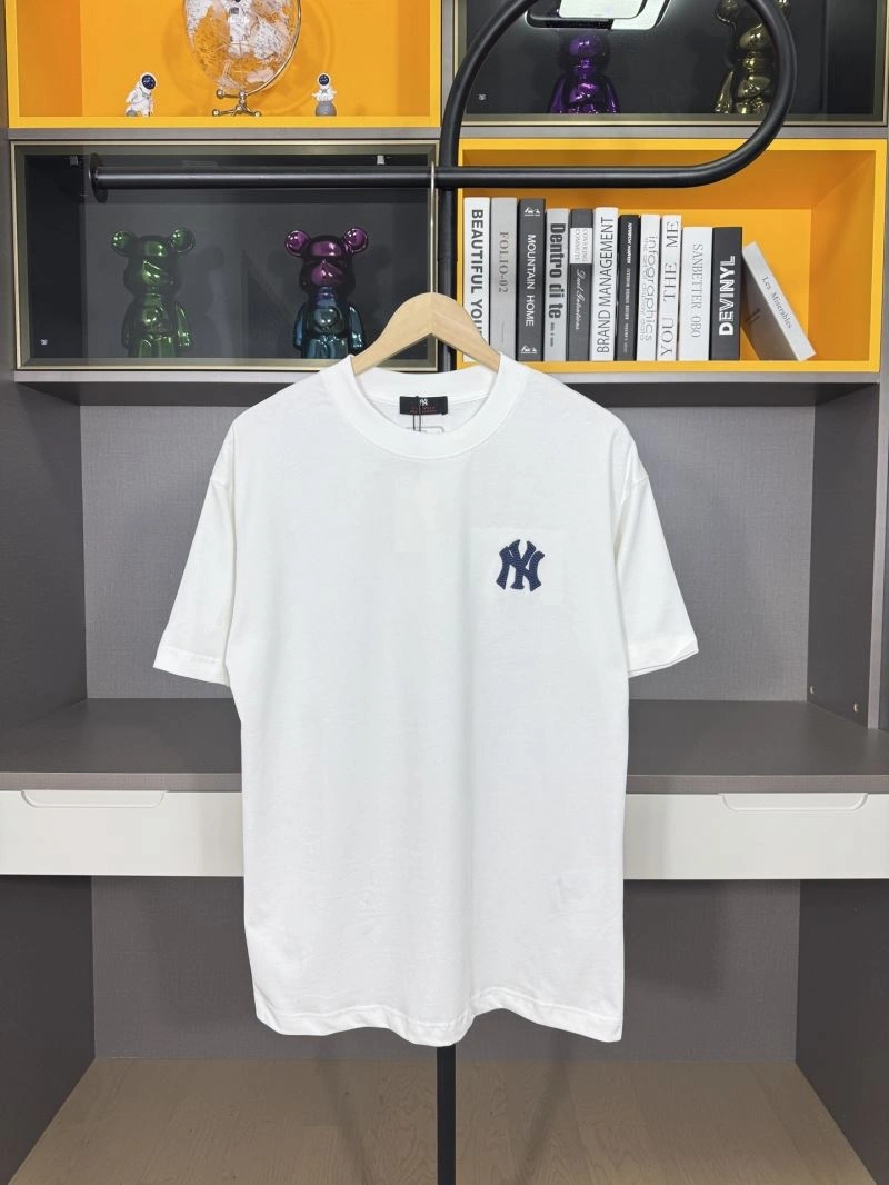 Unclassified Brand T-Shirts