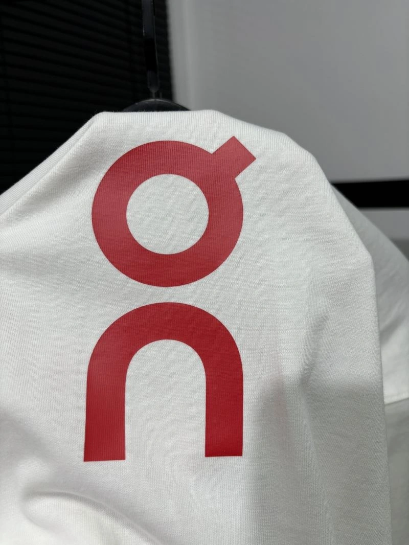Inexpensive Unclassified Brand T-Shirts