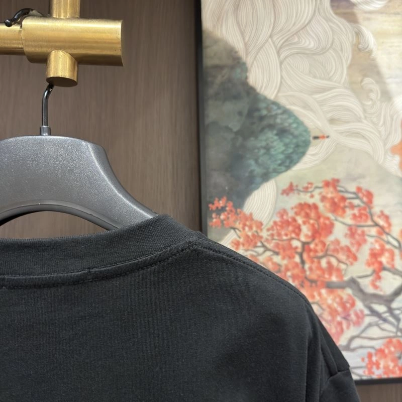 Reasonably priced Unclassified Brand T-Shirts