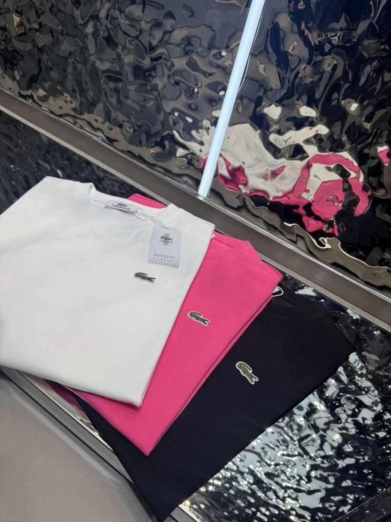 Unclassified Brand T-Shirts