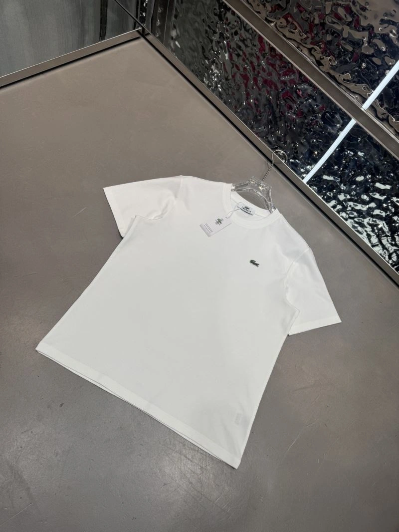 Accurate model Unclassified Brand T-Shirts