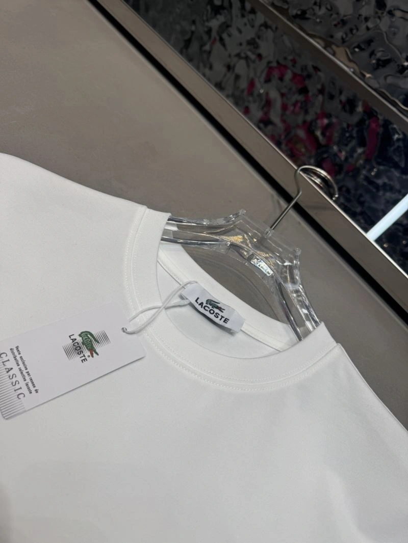 Accurate model Unclassified Brand T-Shirts