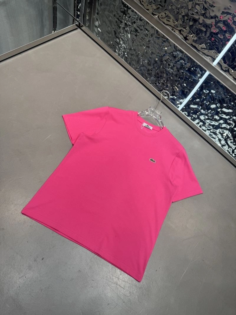 Accurate model Unclassified Brand T-Shirts