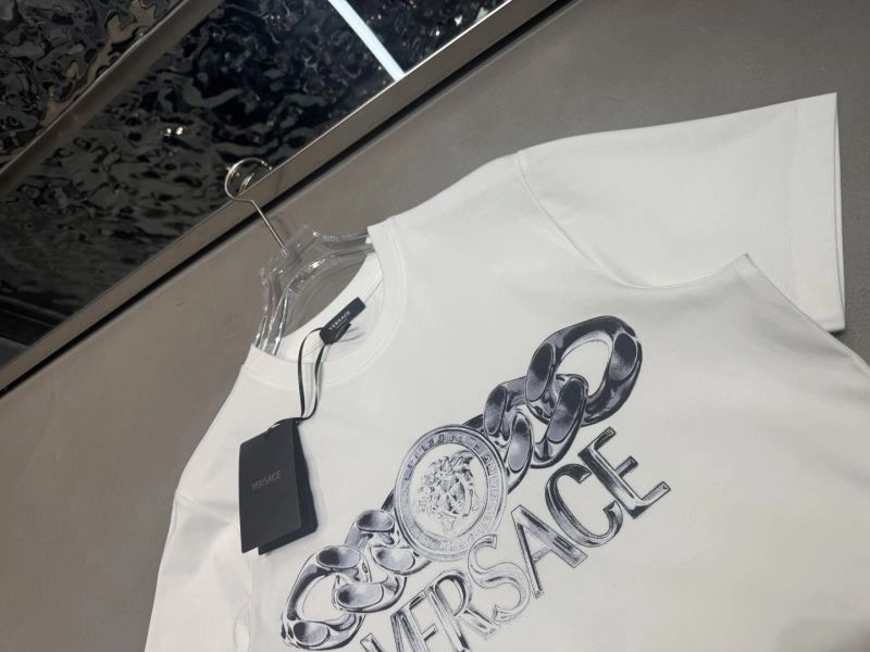 Affordable Unclassified Brand T-Shirts