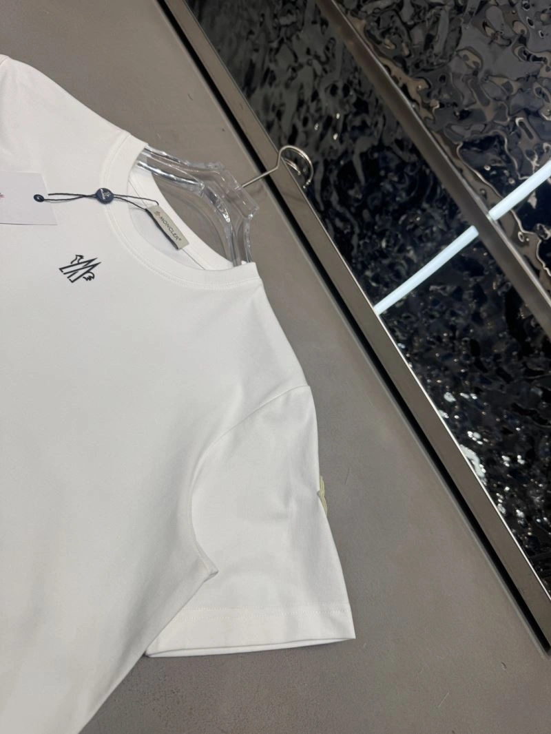 Top match Unclassified Brand T-Shirts