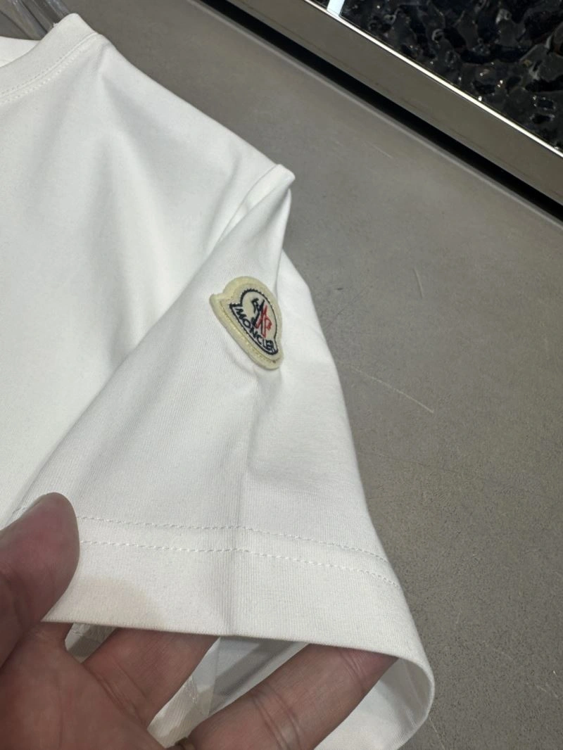 Top match Unclassified Brand T-Shirts