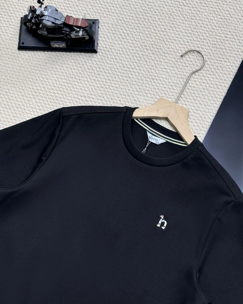 Cut-rate Unclassified Brand T-Shirts