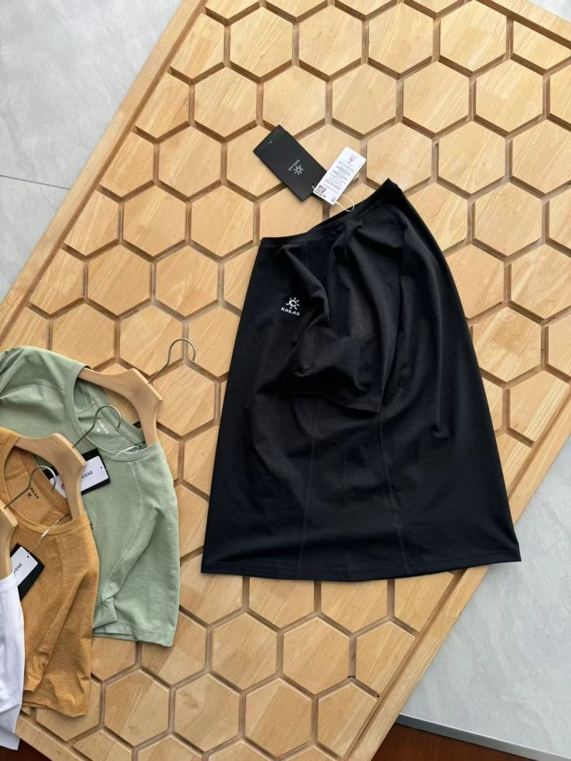 Cut-rate Unclassified Brand T-Shirts