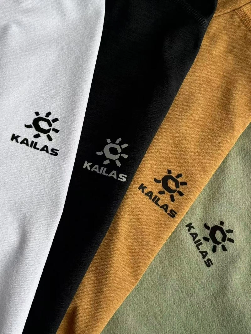 Cut-rate Unclassified Brand T-Shirts