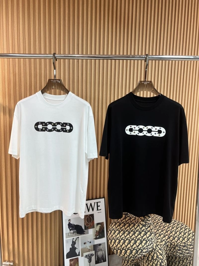 Unclassified Brand T-Shirts