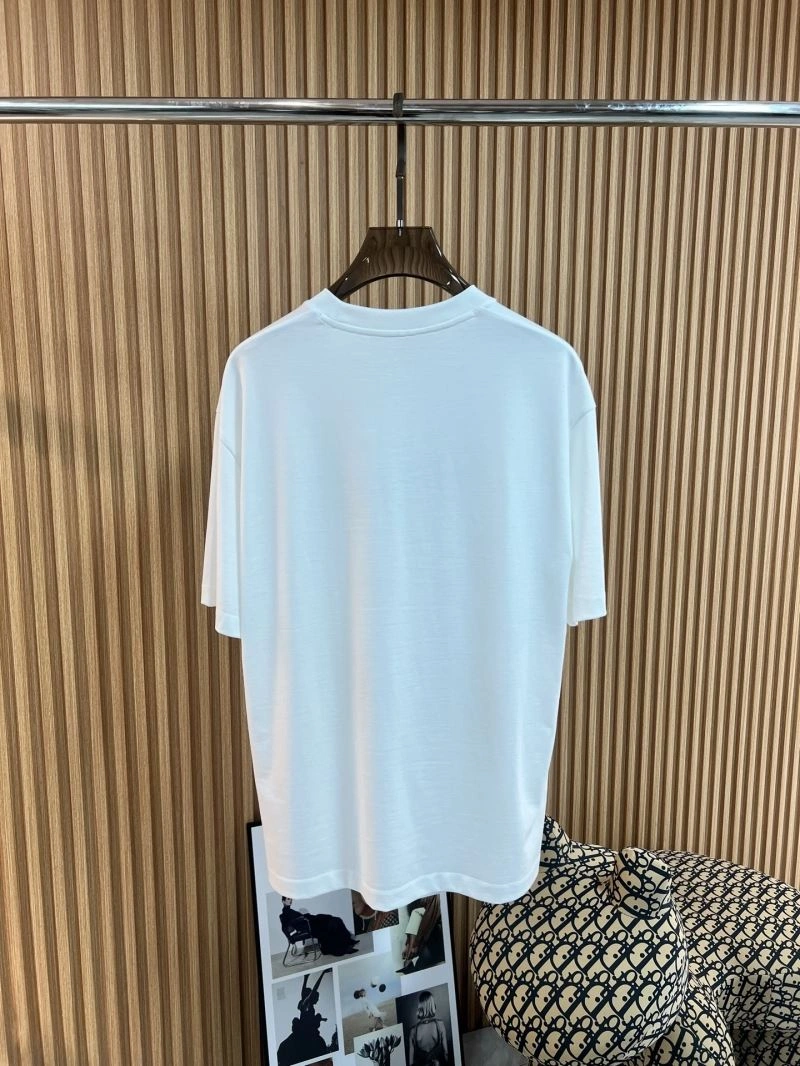 Accurate model Unclassified Brand T-Shirts