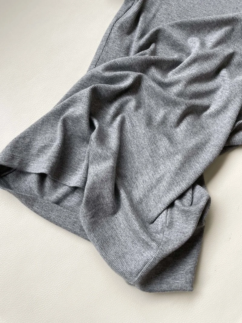 Real Unclassified Brand T-Shirts