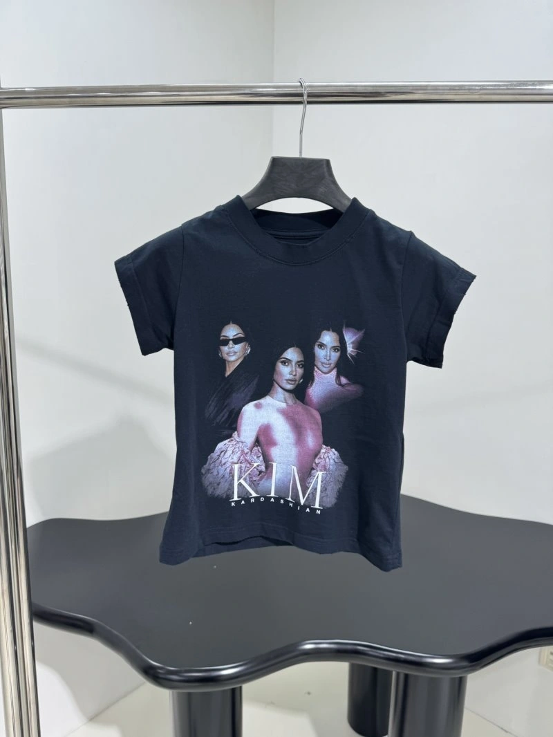 Unclassified Brand T-Shirts