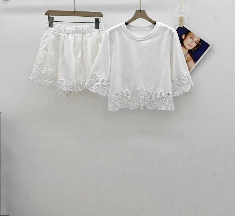 Unclassified Brand T-Shirts