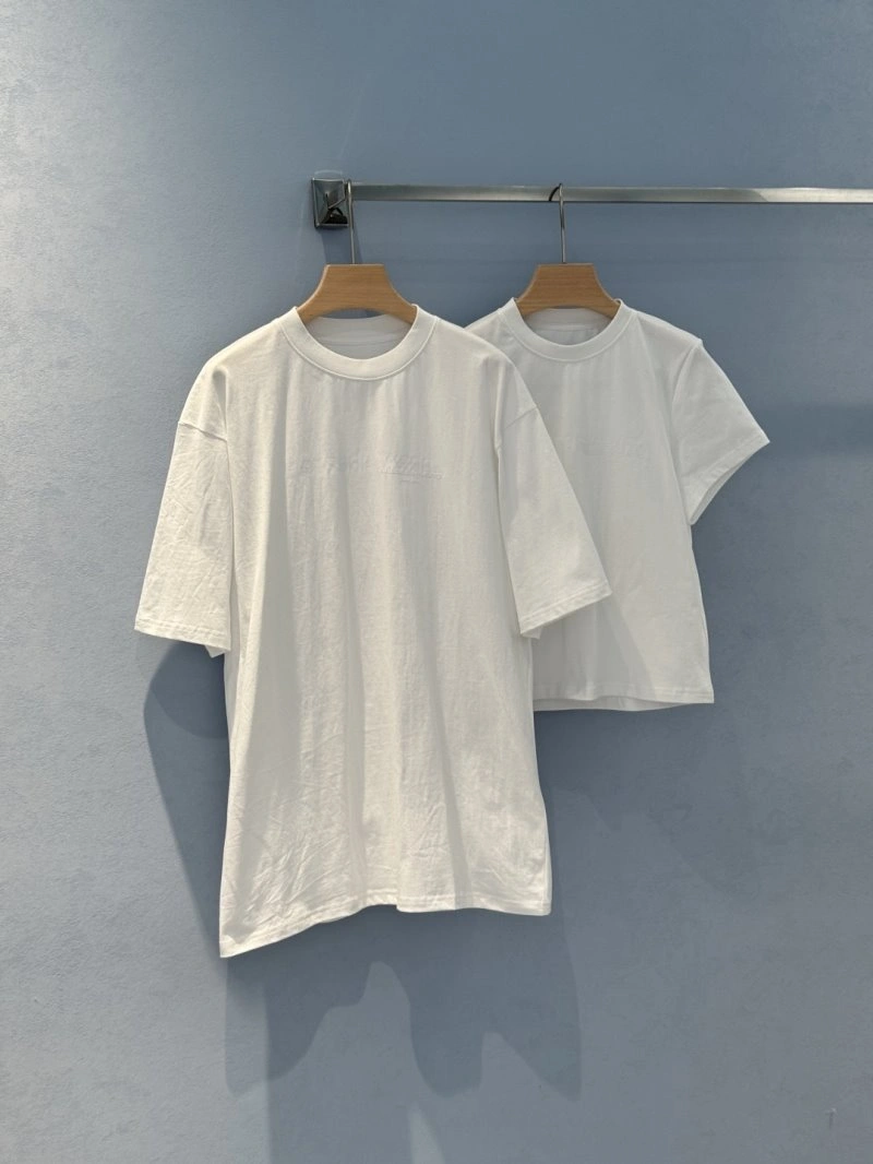 Unclassified Brand T-Shirts