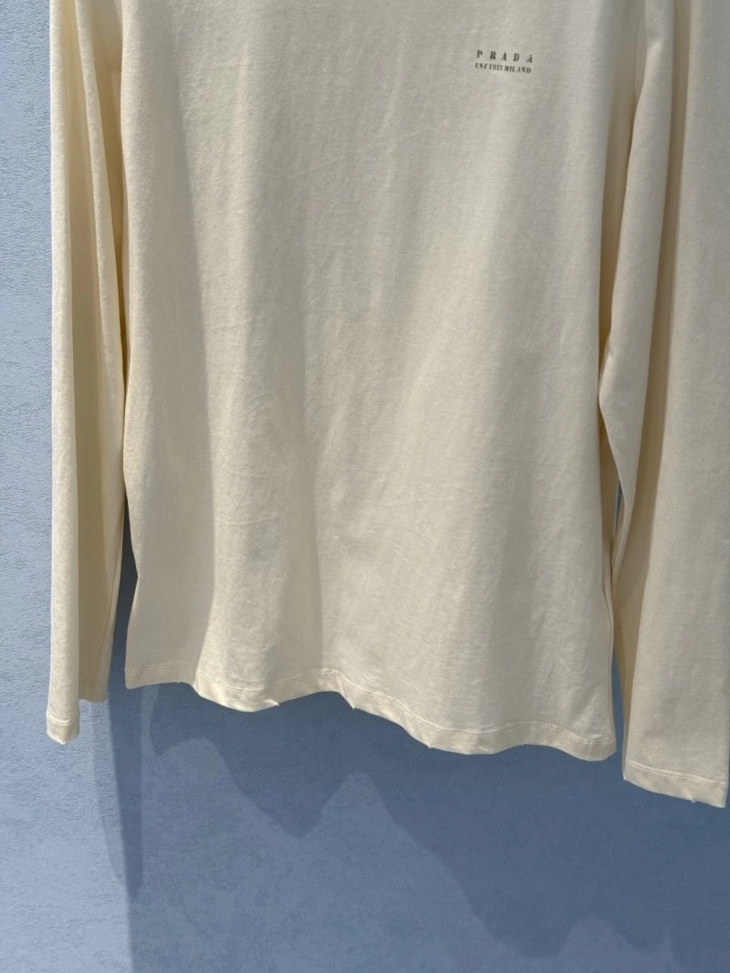 Top mirror Unclassified Brand T-Shirts