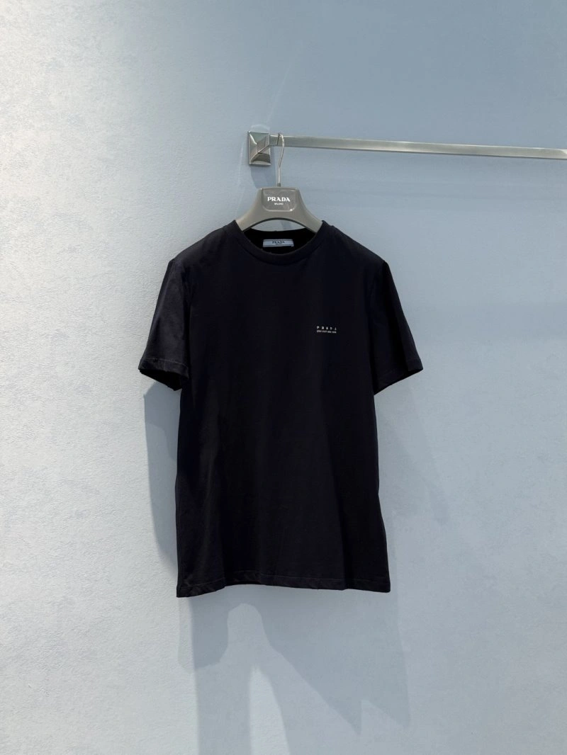 High fidelity Unclassified Brand T-Shirts