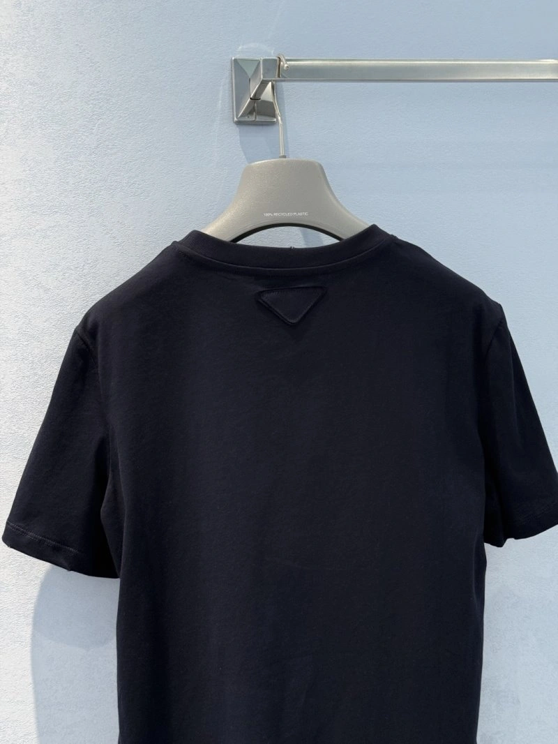 High fidelity Unclassified Brand T-Shirts
