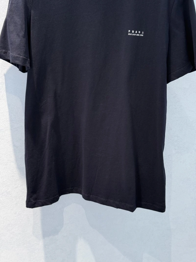 High fidelity Unclassified Brand T-Shirts