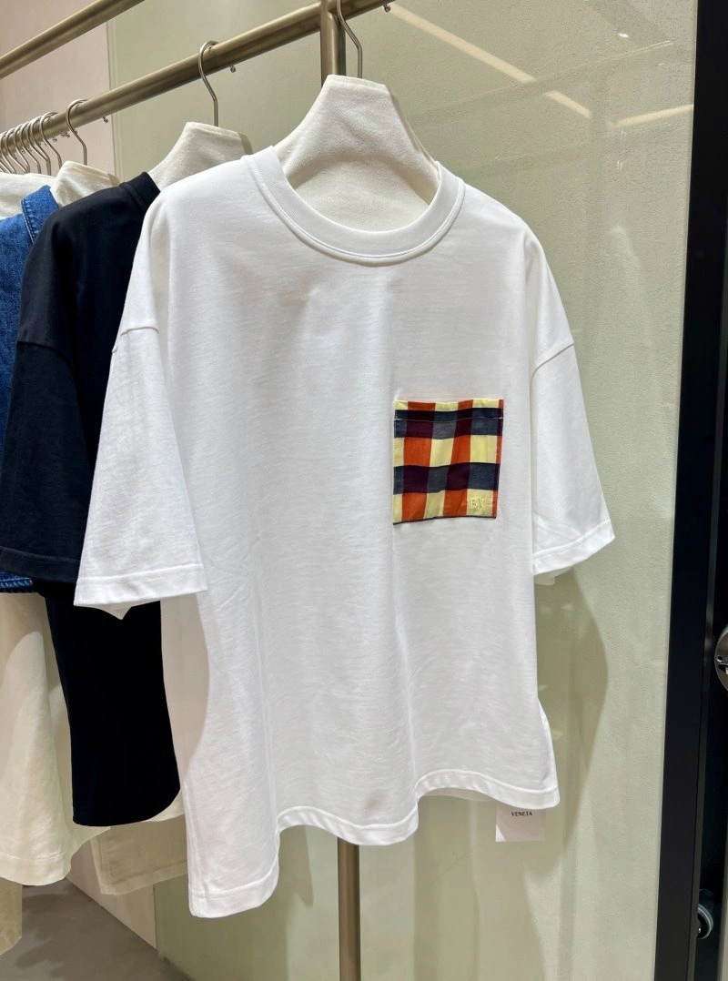 Real Unclassified Brand T-Shirts