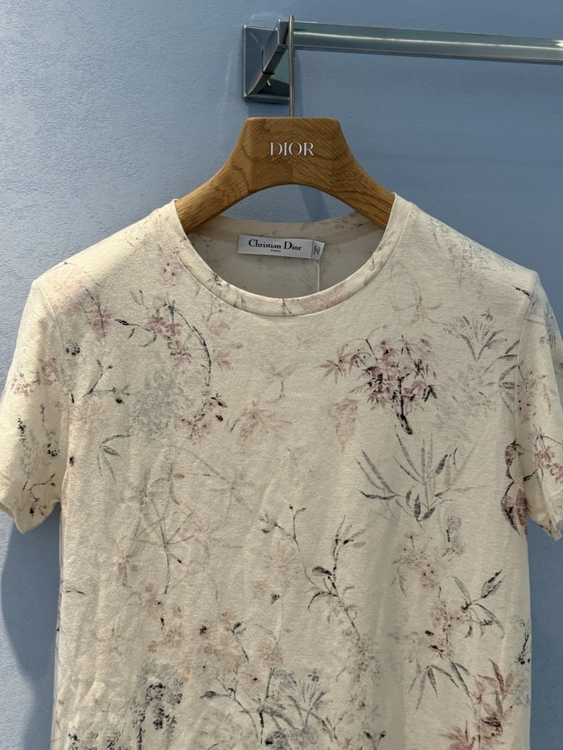 Value-priced Unclassified Brand T-Shirts