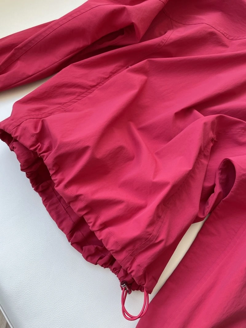 Inexpensive Unclassified Brand T-Shirts