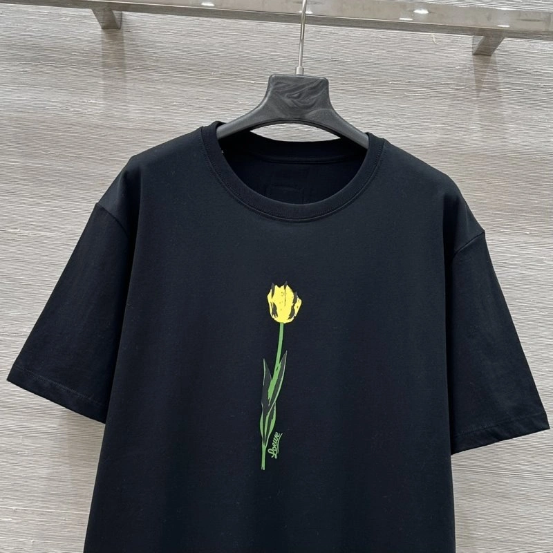 Inexpensive Unclassified Brand T-Shirts