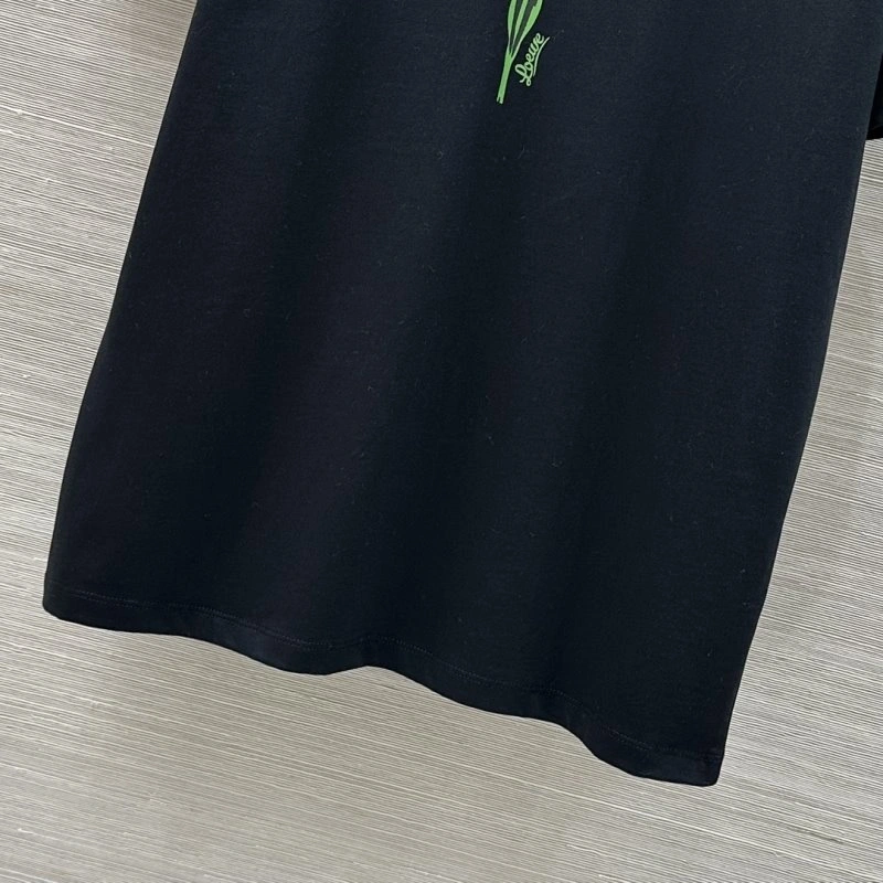 Inexpensive Unclassified Brand T-Shirts