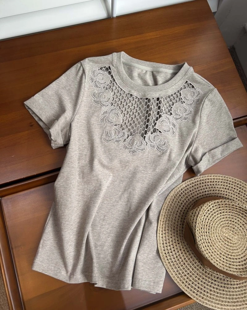 Unclassified Brand T-Shirts