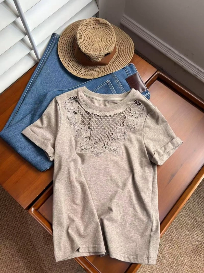Inexpensive Unclassified Brand T-Shirts