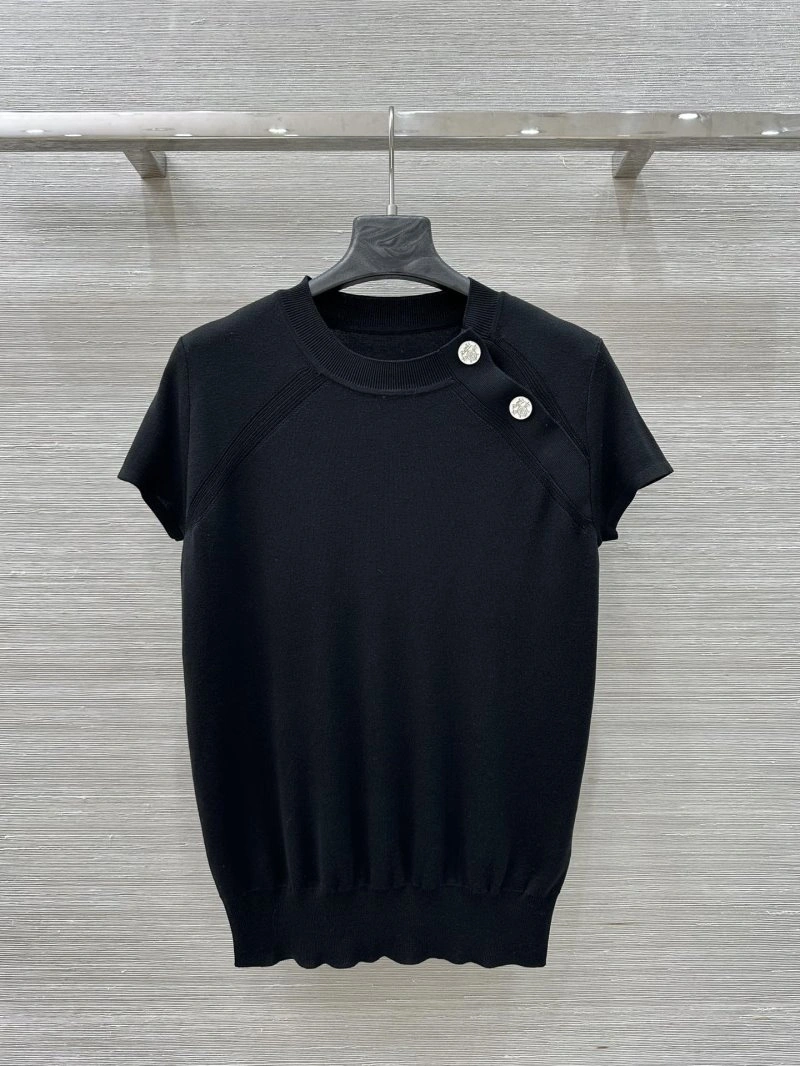Unclassified Brand T-Shirts