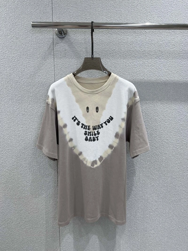 Unclassified Brand T-Shirts