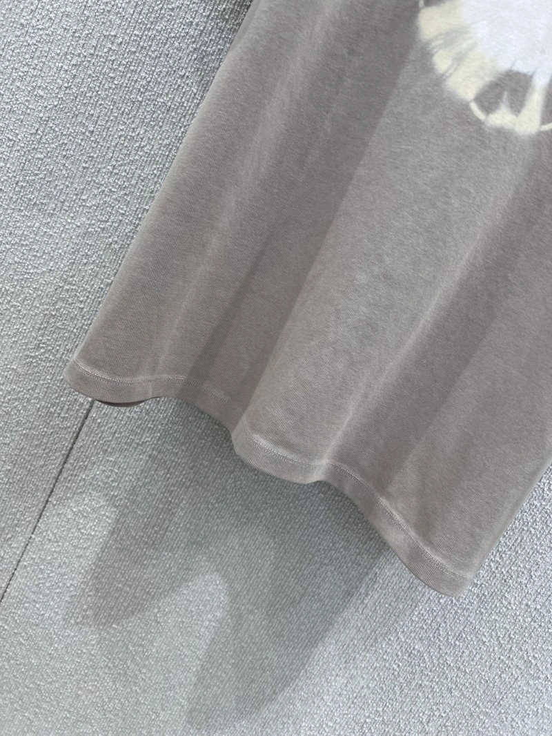 Real Unclassified Brand T-Shirts
