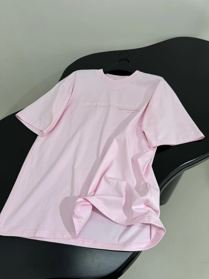 Inexpensive Unclassified Brand T-Shirts