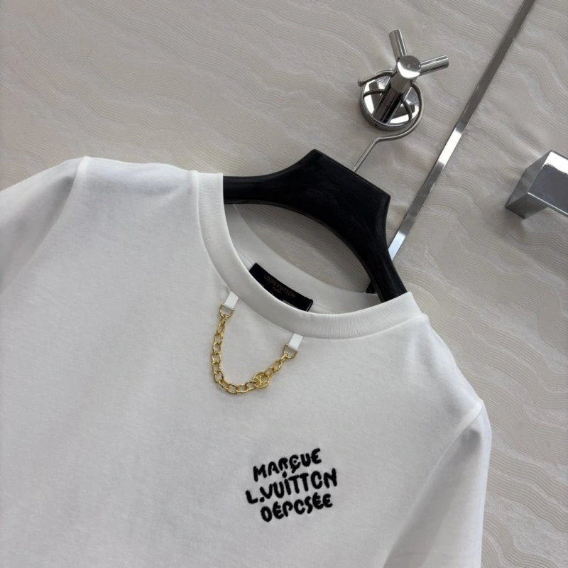 Real Unclassified Brand T-Shirts
