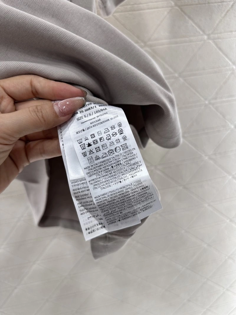 Economical Unclassified Brand T-Shirts