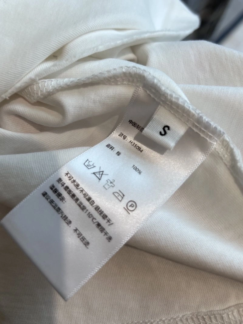 Precise copy Unclassified Brand T-Shirts