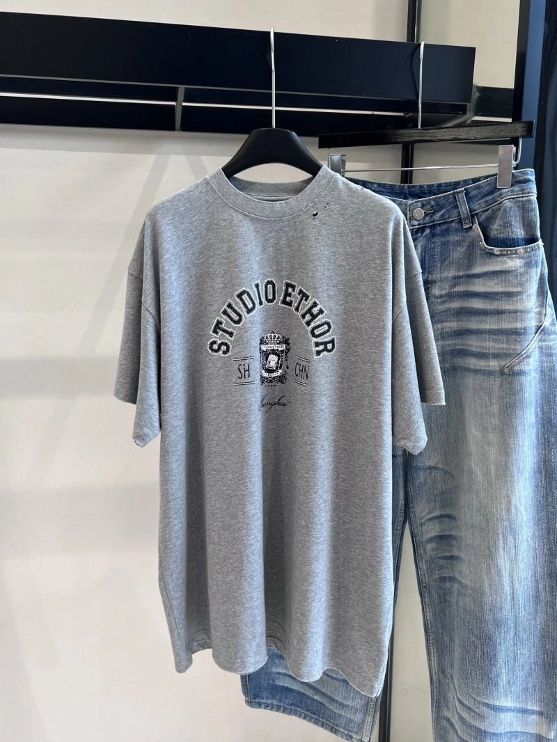 Precise copy Unclassified Brand T-Shirts