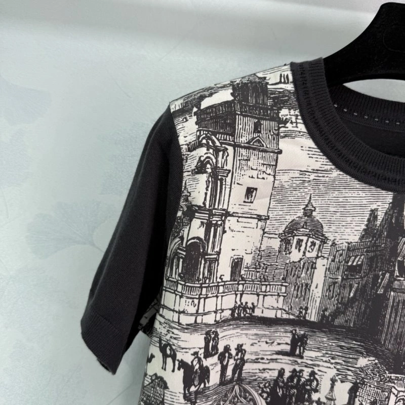 Inexpensive Unclassified Brand T-Shirts