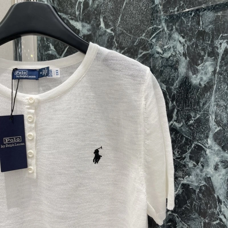 Accurate model Unclassified Brand T-Shirts