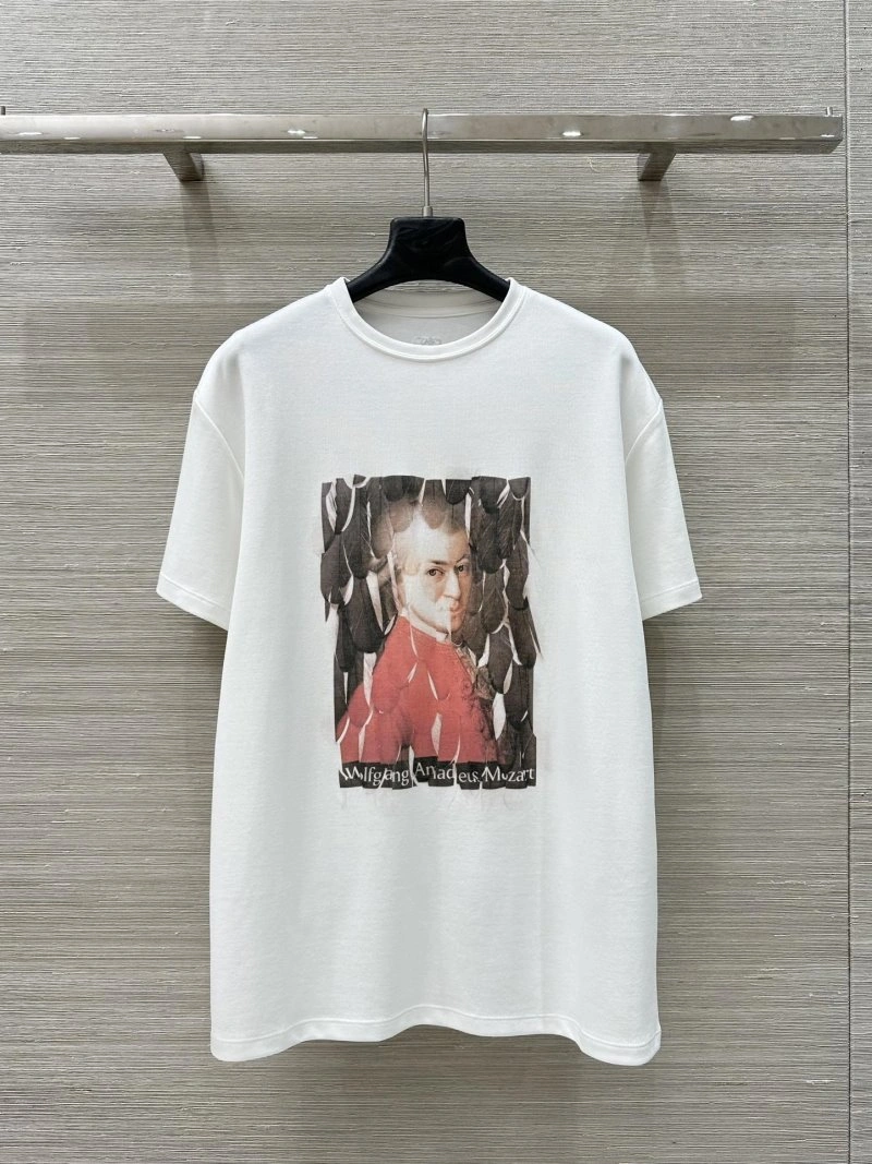 Unclassified Brand T-Shirts
