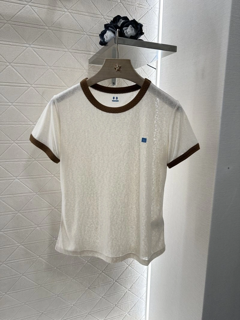 Unclassified Brand T-Shirts
