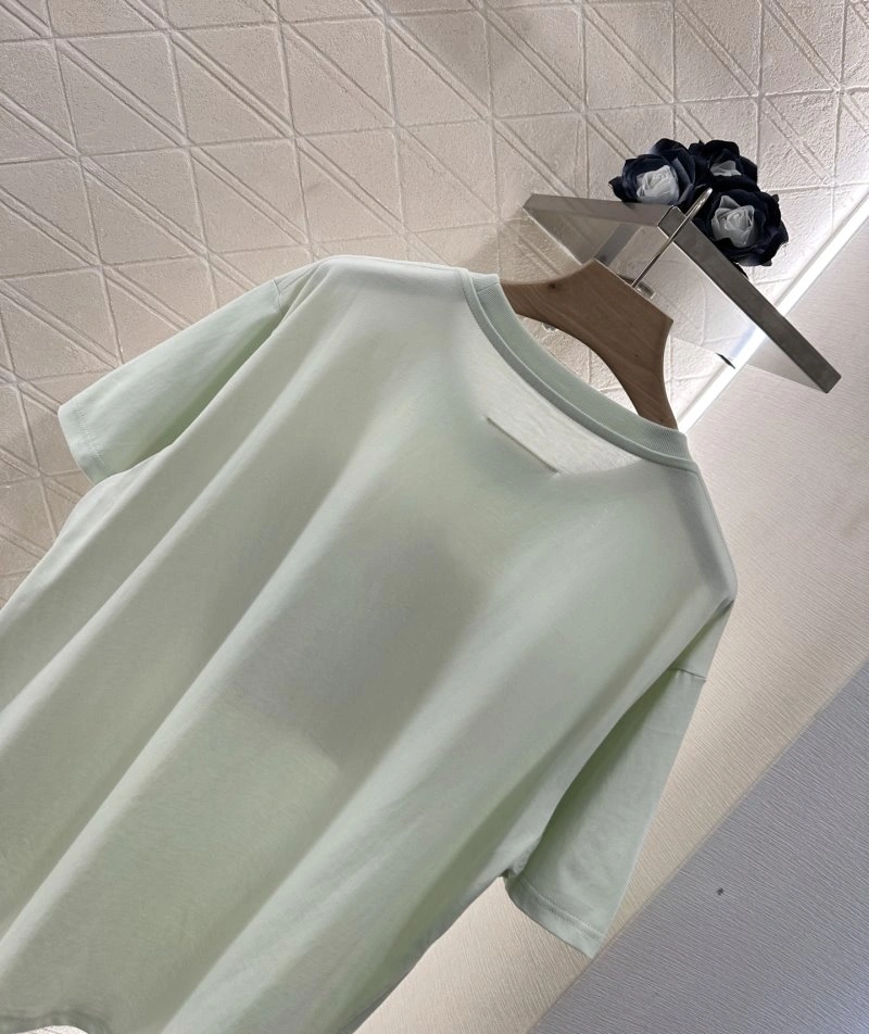 High fidelity Unclassified Brand T-Shirts