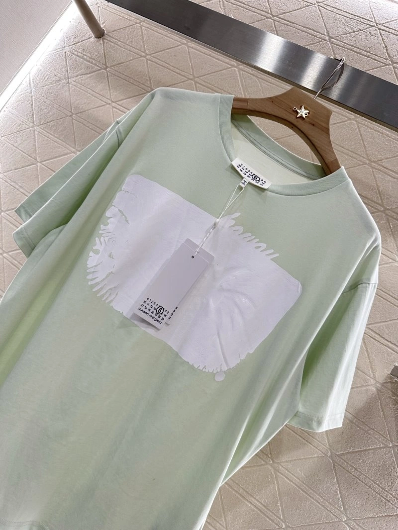High fidelity Unclassified Brand T-Shirts