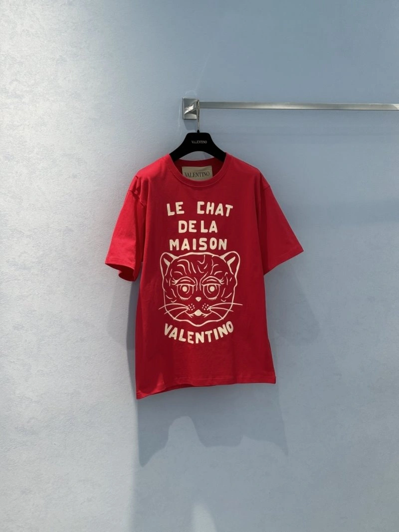 Unclassified Brand T-Shirts