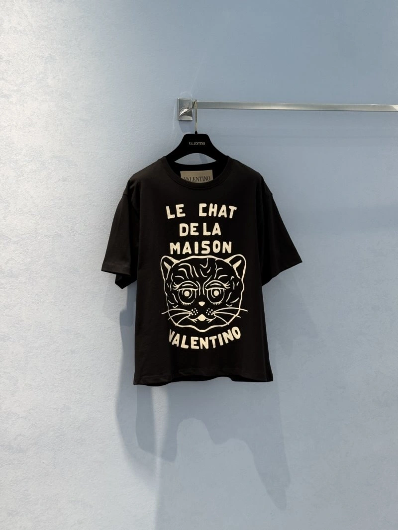 Unclassified Brand T-Shirts