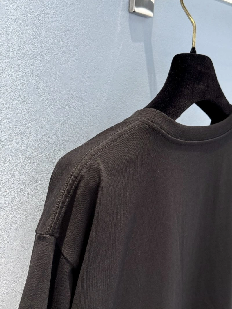 Economical Unclassified Brand T-Shirts