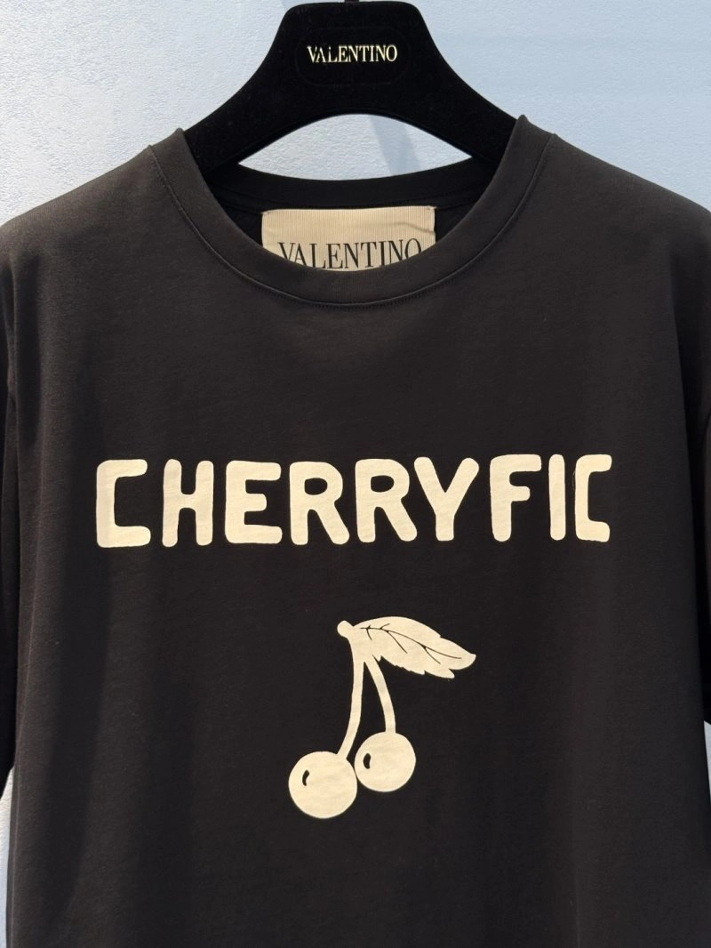 Precise copy Unclassified Brand T-Shirts