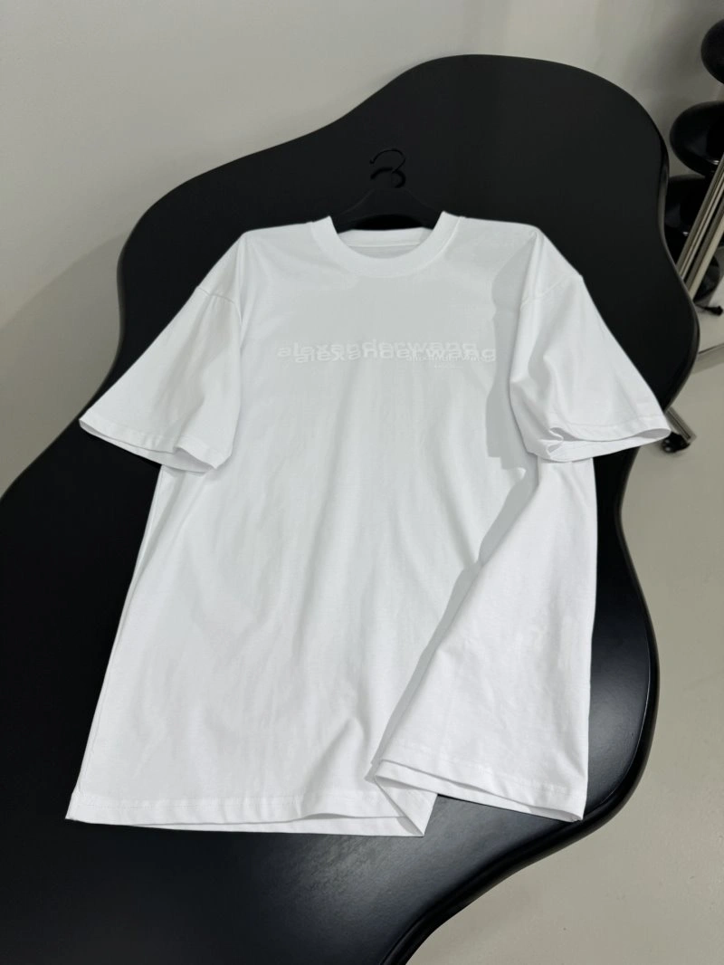 Top match Unclassified Brand T-Shirts