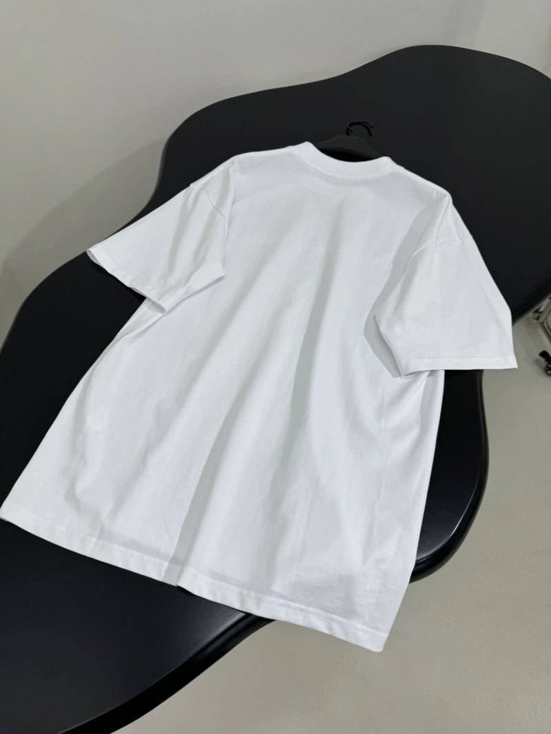 Top match Unclassified Brand T-Shirts